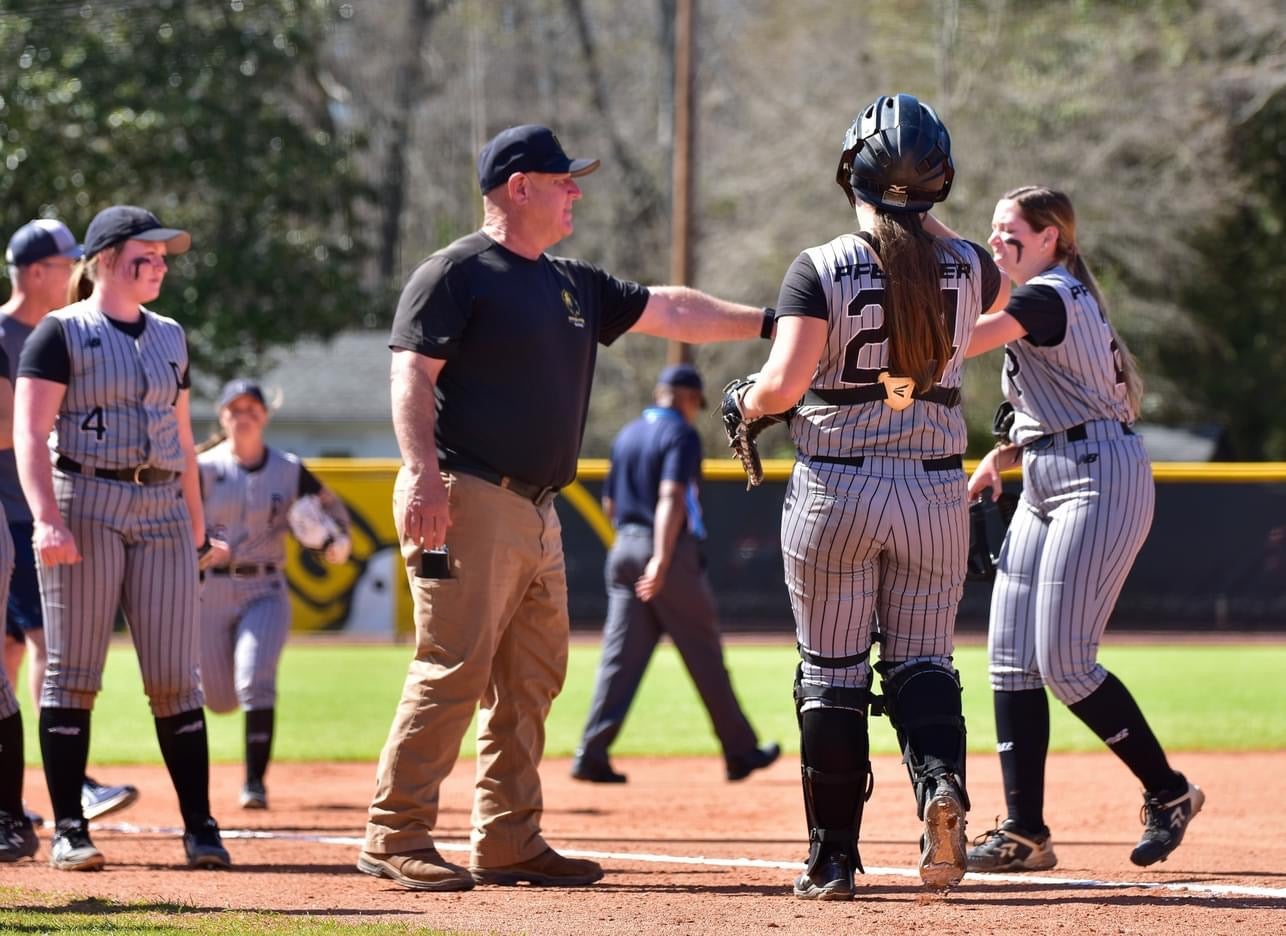 HOME | PFEIFFER SOFTBALL